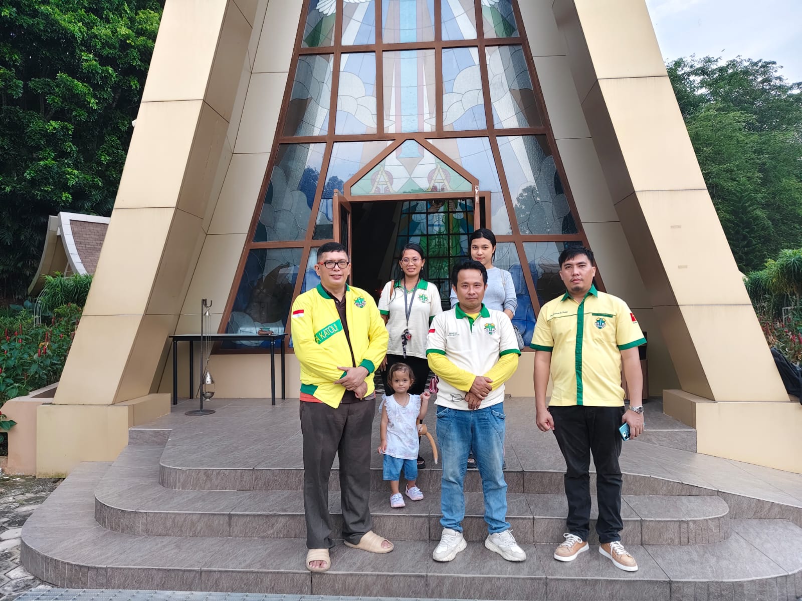 Menghidupi Semangat Santo Tadeus: Pemuda Katolik Batam Menyongsong ...